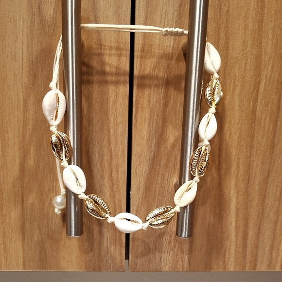 Jewelry | 2 For 1 Jewlery Items Gold And White Shell Choker Necklace ...